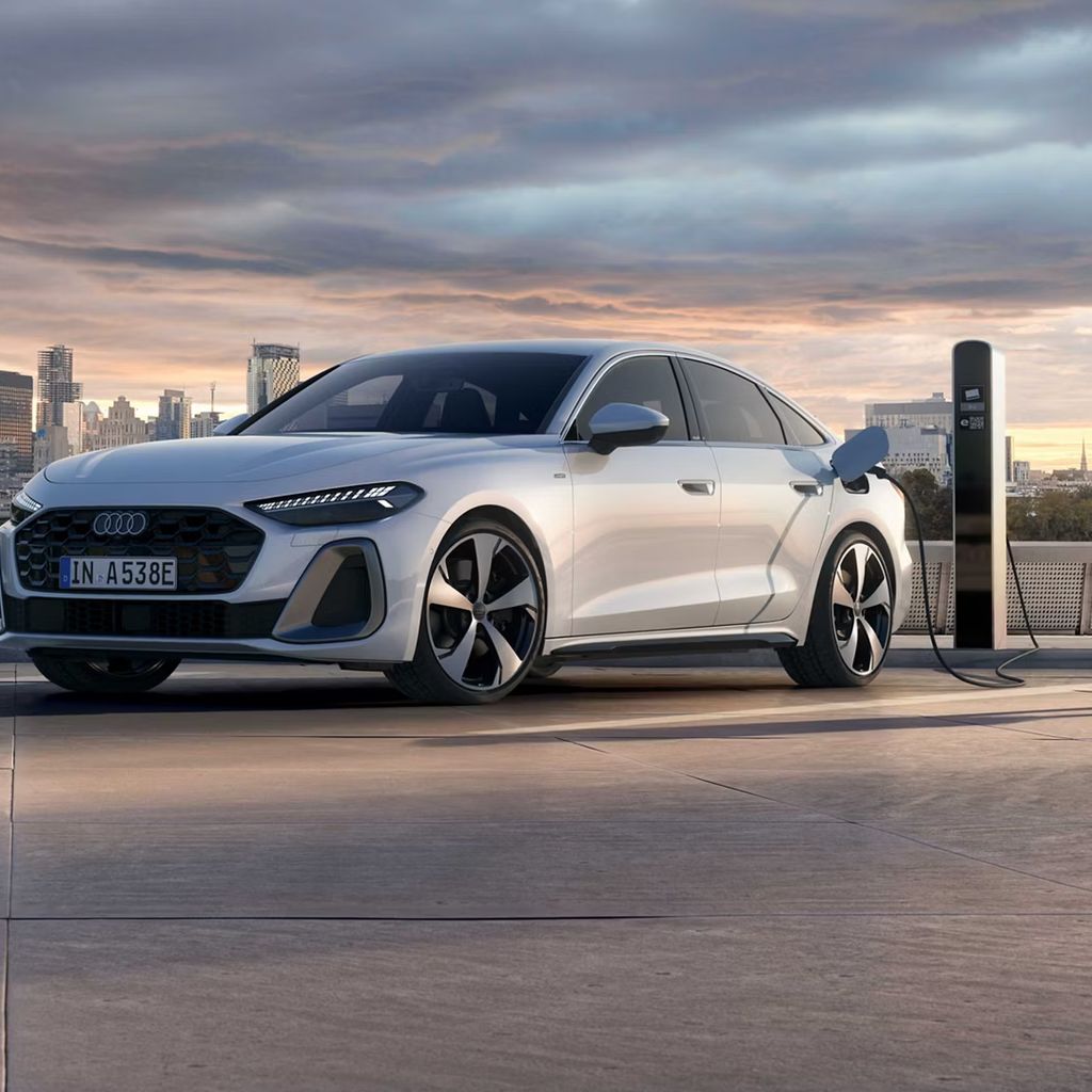 Audi A5 Limuzină e-hybrid » Descoperă modelul